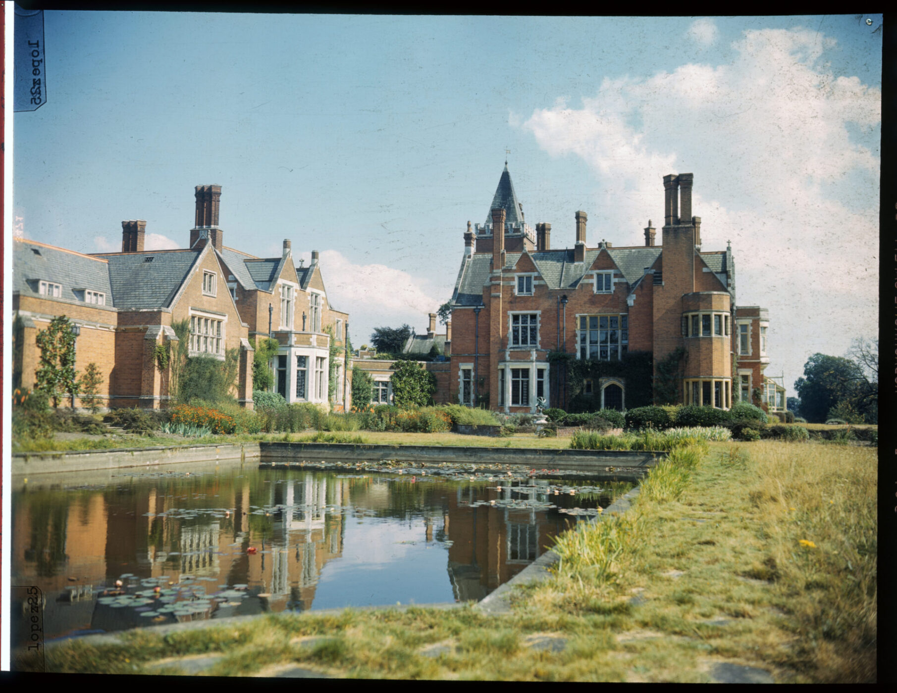 Bagshot Park: A Royal Residence - Argonon